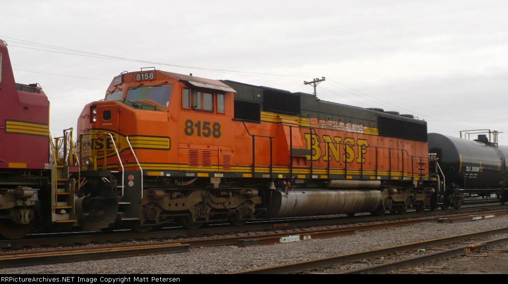 BNSF 8158
